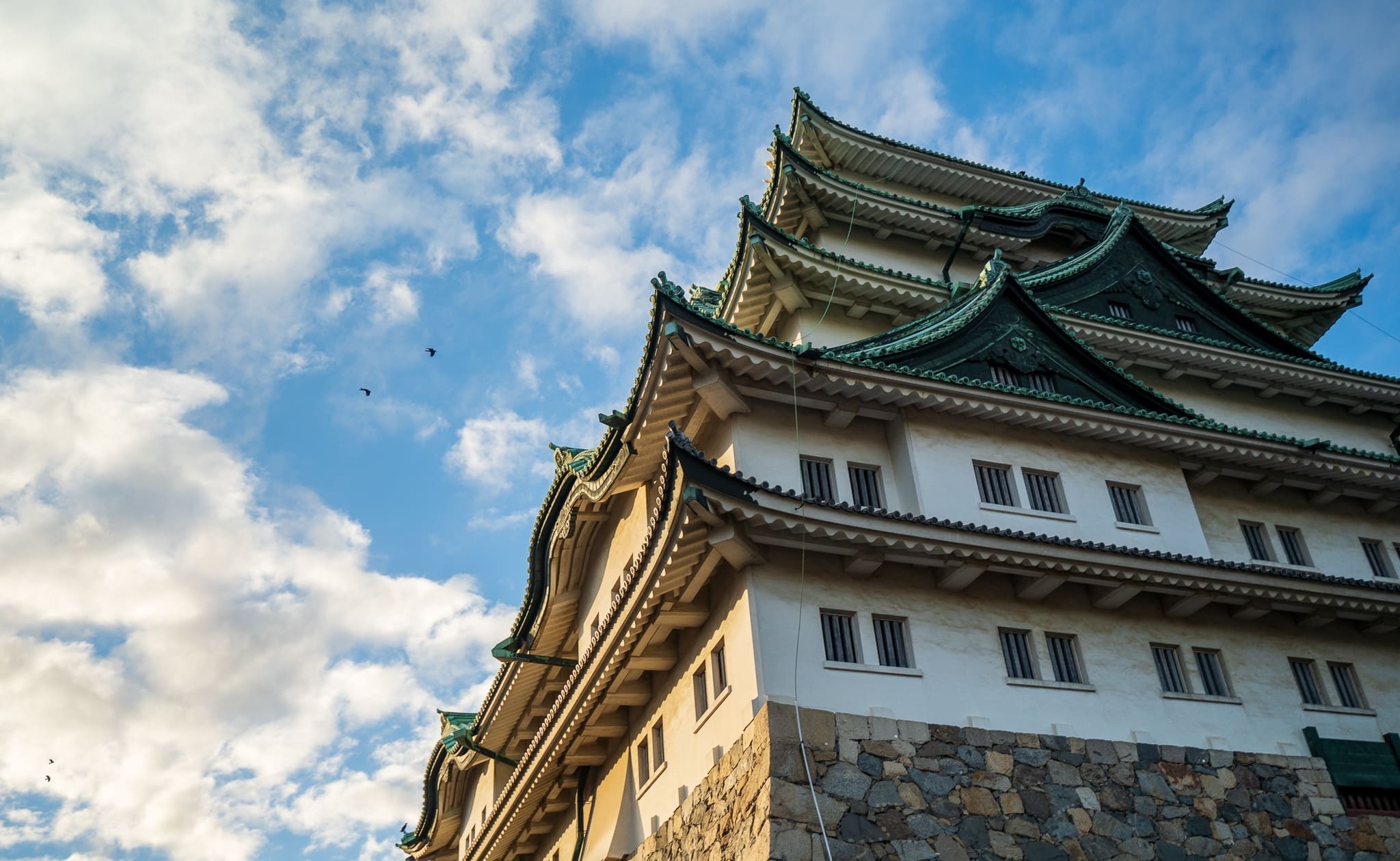 『名古屋城』を超満喫する観光ガイド（住所・写真スポット・御城印・駐車場）まとめ｜日本の名城.com