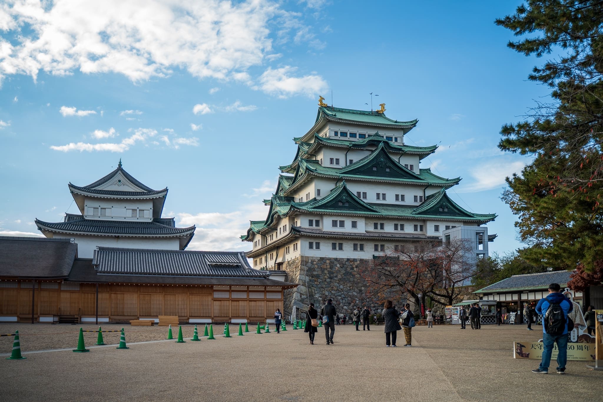 『名古屋城』を超満喫する観光ガイド（住所・写真スポット・御城印・駐車場）まとめ｜日本の名城.com